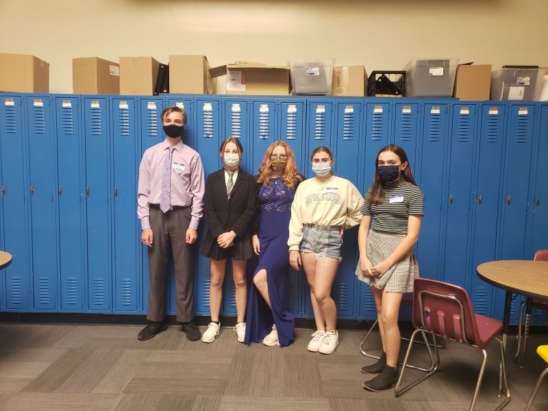 Murder in Manhattan - Mystery Party Kit - PlayingWithMurder.com