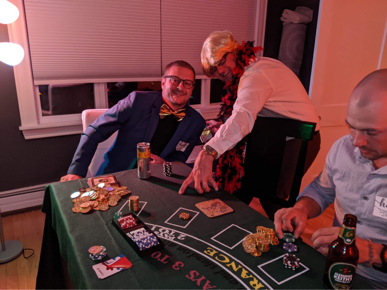 Casino: Dead Money - Mystery Party Kit - Playing With Murder